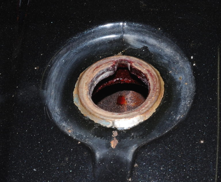 Cleaned Fuel Tank, Petcock, and Changed Front Brake Fluid – 1981 Honda ...